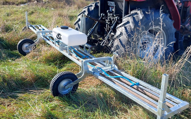 Eliminate Pasture Weeds With The REDBACK Weedwiper